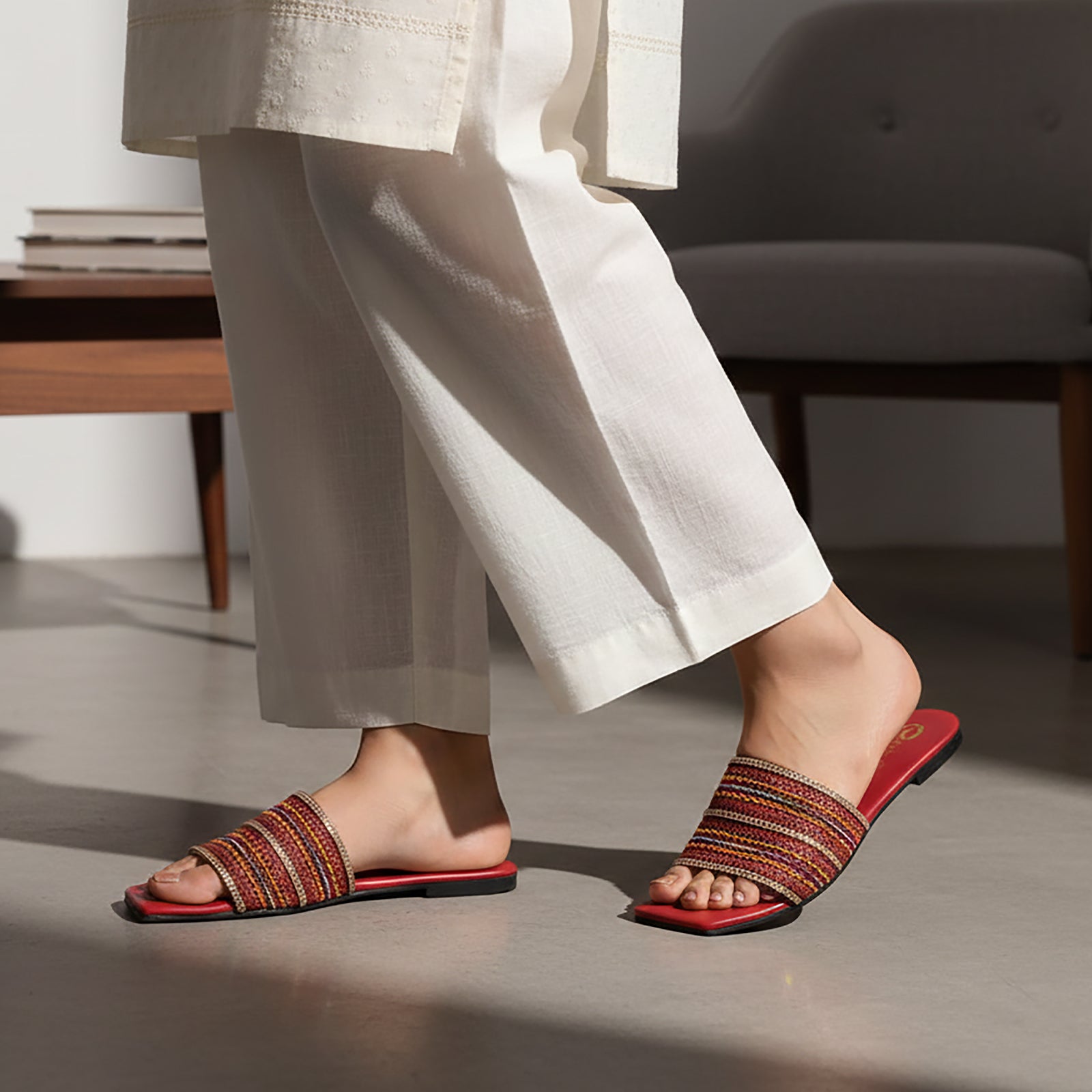 Fancy Chappals for Women – Servis